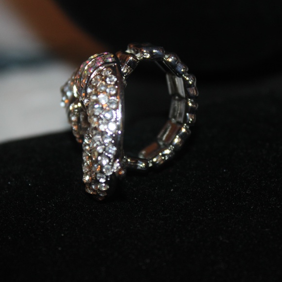 unbranded | Jewelry | Nwt Meet Ringo The Gieco Lizard Stretch Ring ...